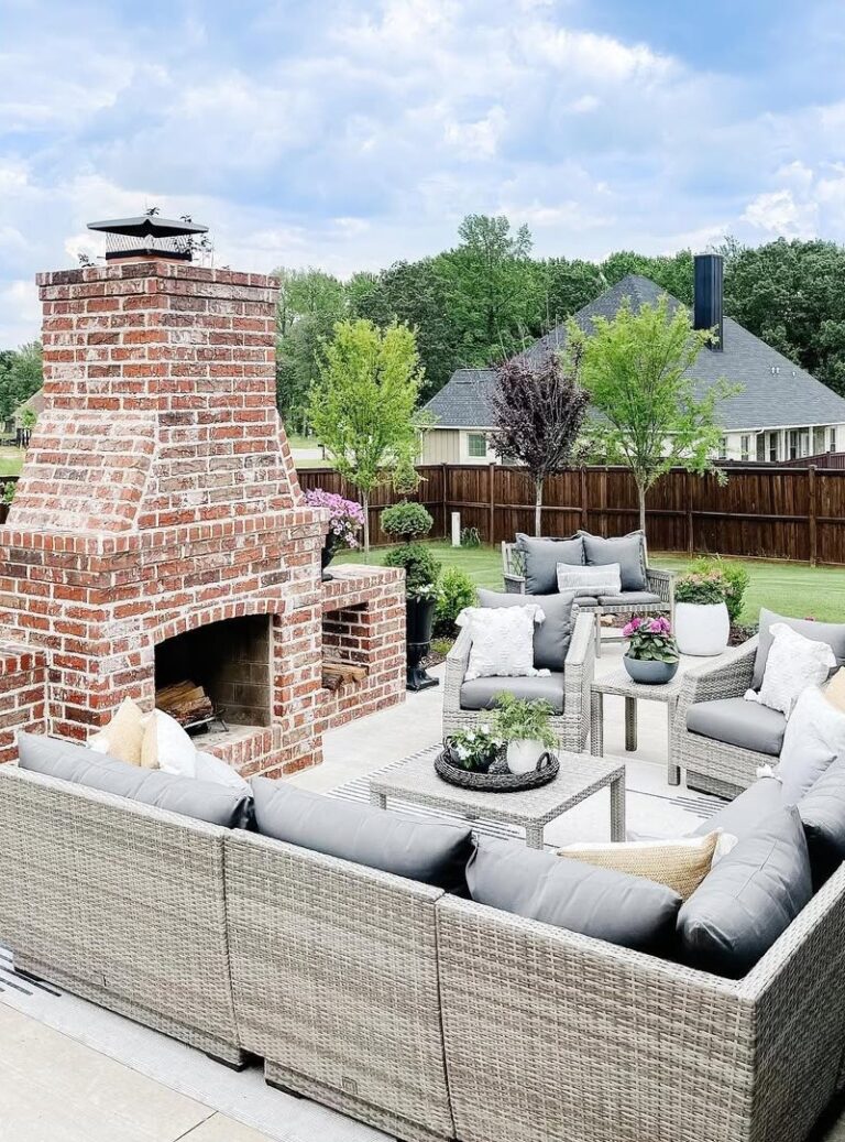 35 Epic Outdoor Stone Fireplace Ideas to Transform Your Yard