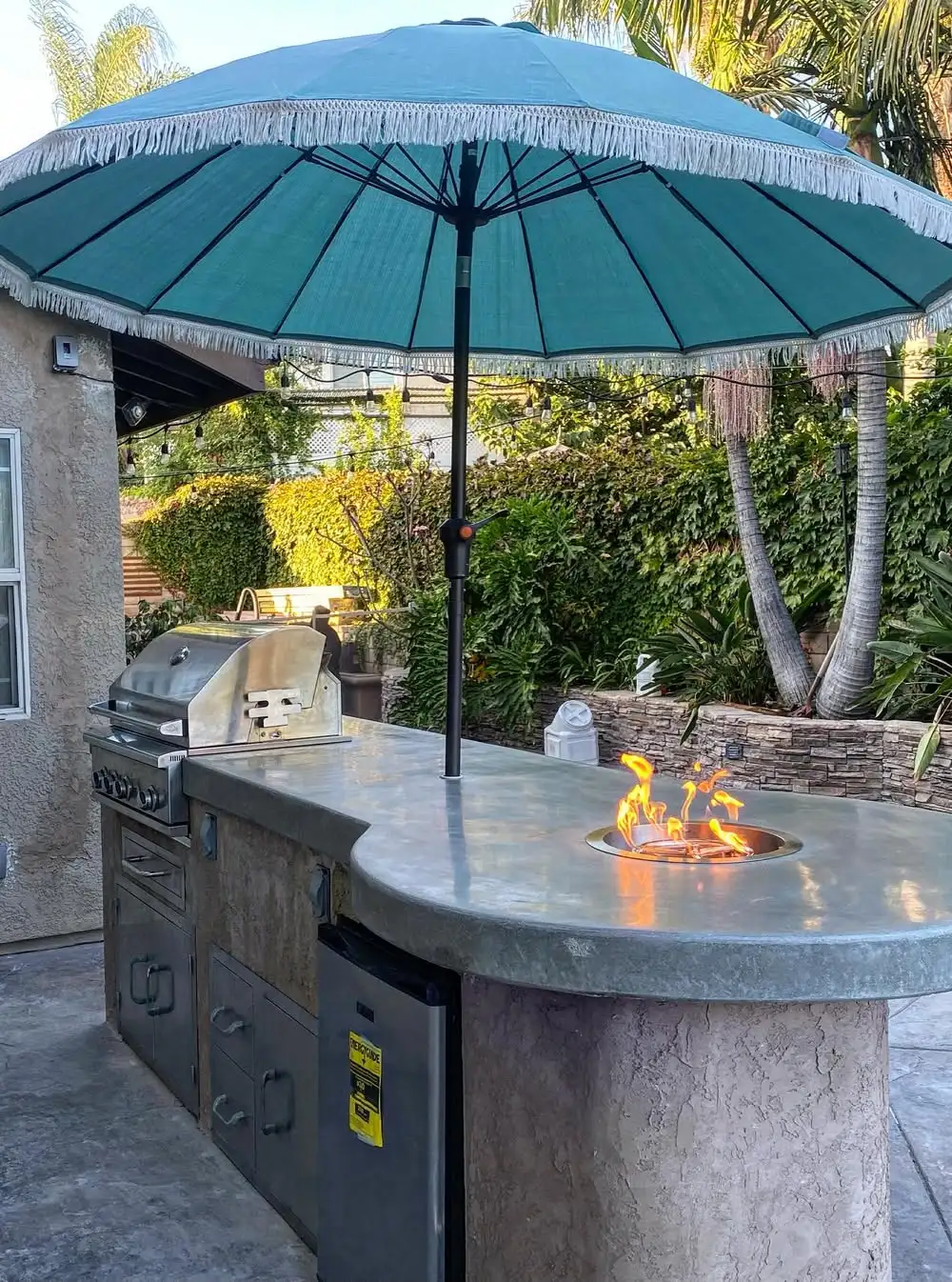 40 Outdoor BBQ Area Ideas That Make Cooking Outside Easy