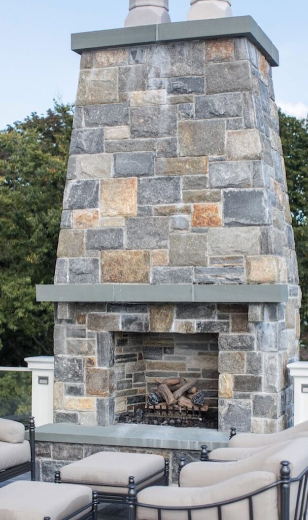 35 Epic Outdoor Stone Fireplace Ideas to Transform Your Yard