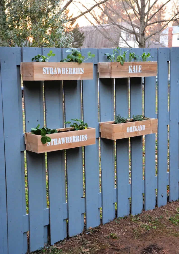 35 DIY Fence Planters That Will Maximize Your Growing Space