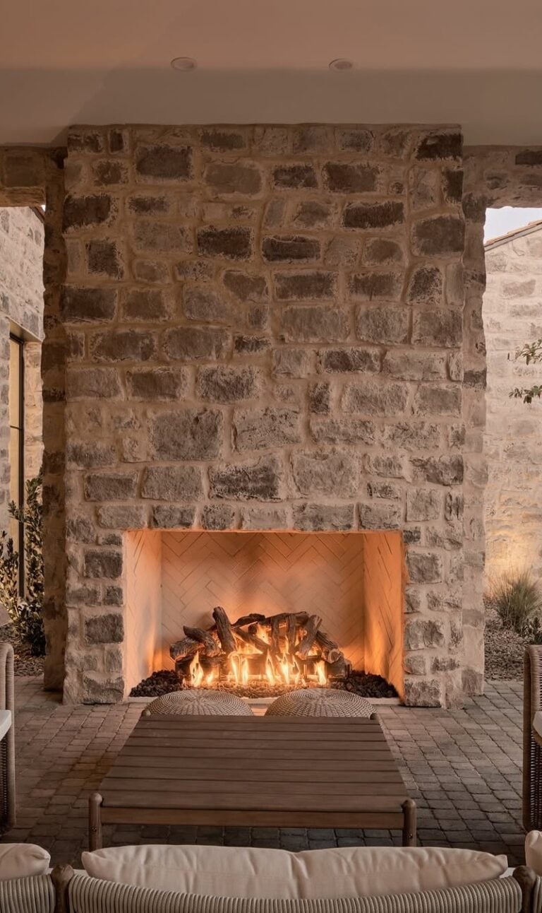 35 Epic Outdoor Stone Fireplace Ideas to Transform Your Yard