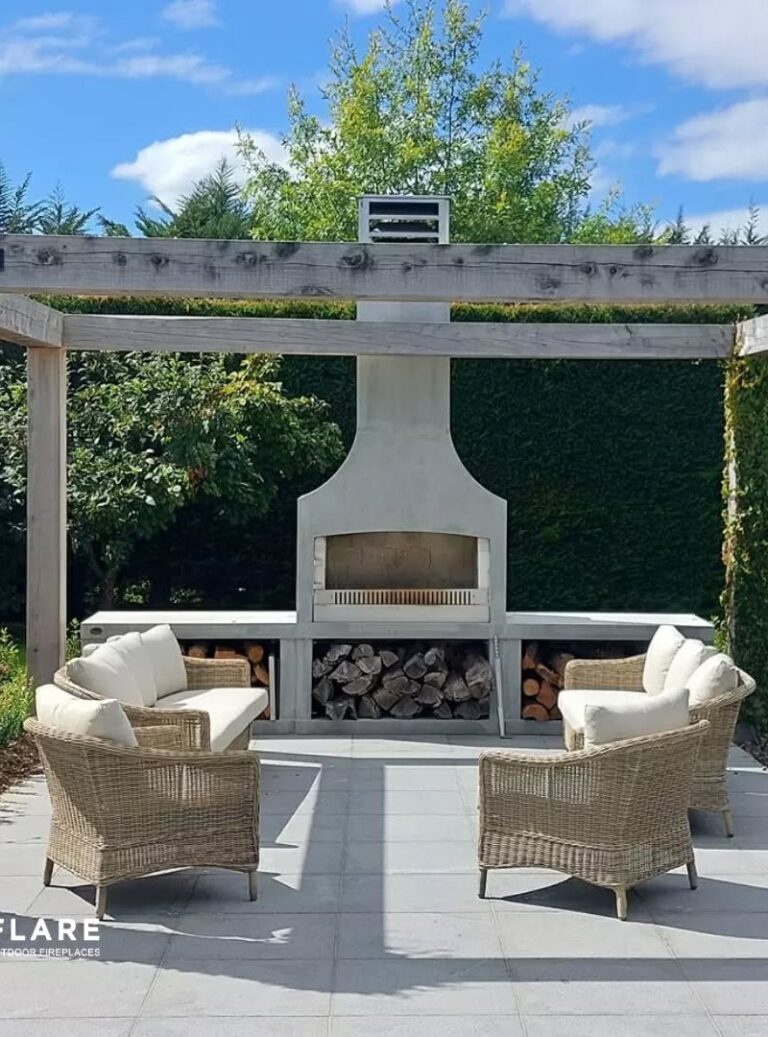 35 Epic Outdoor Stone Fireplace Ideas to Transform Your Yard