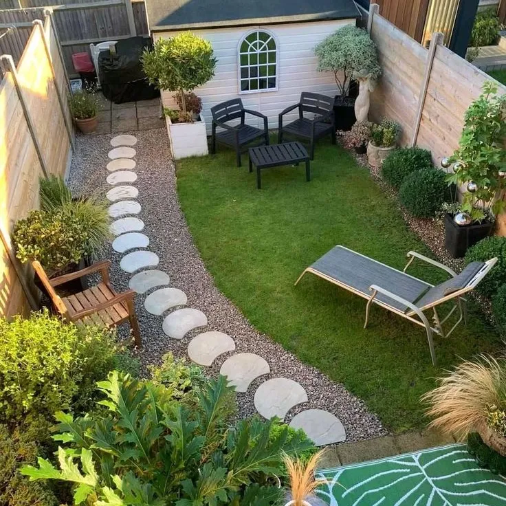 These 35 Backyard Walkway Ideas Are Going Viral—Don't Get Left Behind