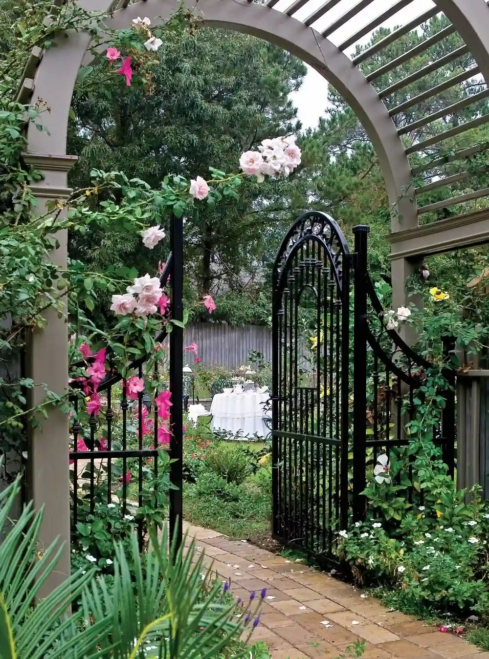 How To Create Your Own Secret Garden With These Simple Yet Most ...