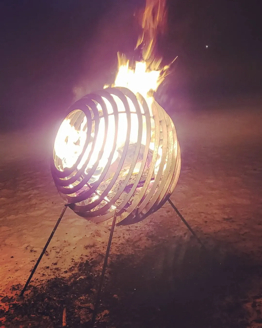 35 Blazing Metal Fire Pit Ideas That'll Revolutionize Your Backyard ...