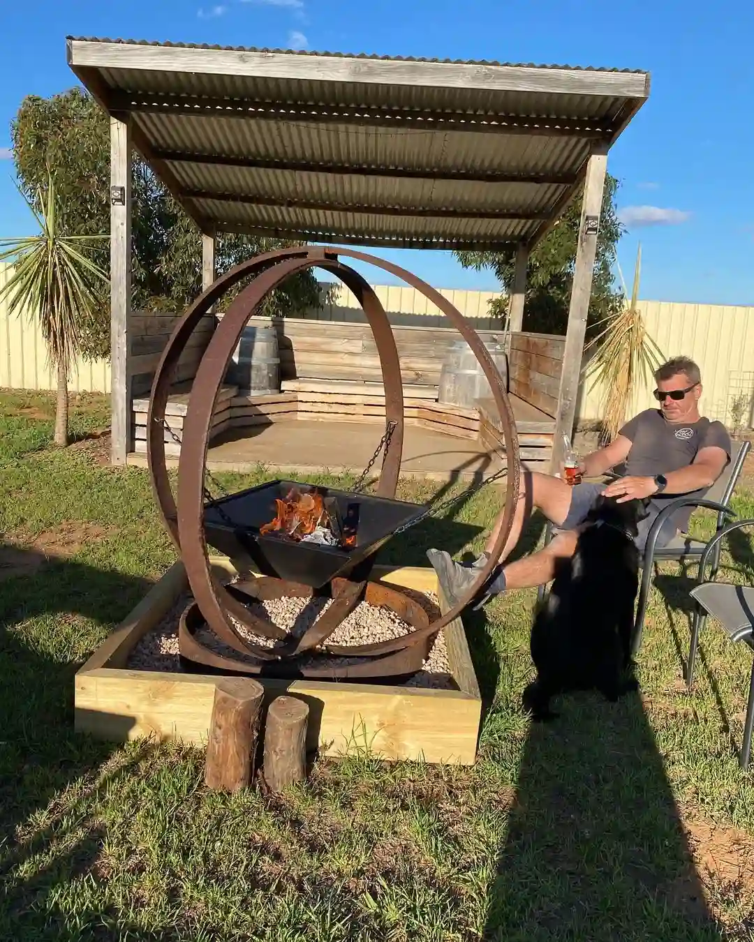 35 Blazing Metal Fire Pit Ideas That'll Revolutionize Your Backyard ...