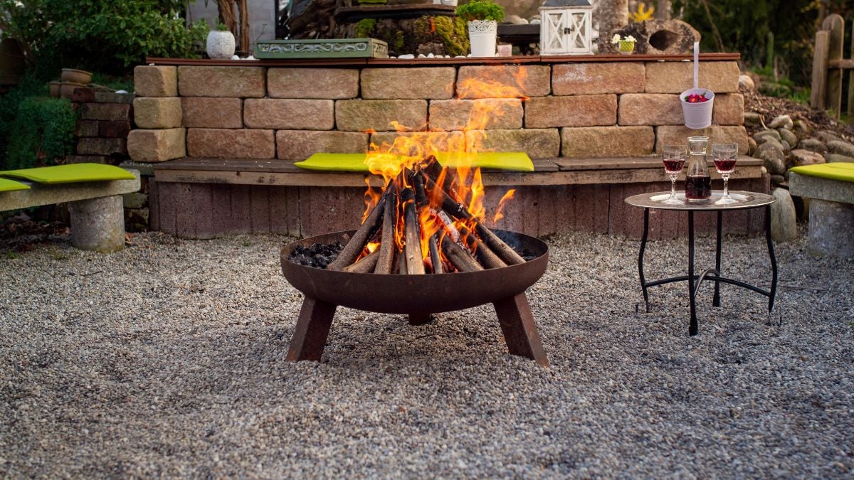 35 Cozy Fire Pit Ideas To Make Memories With Friends & Family