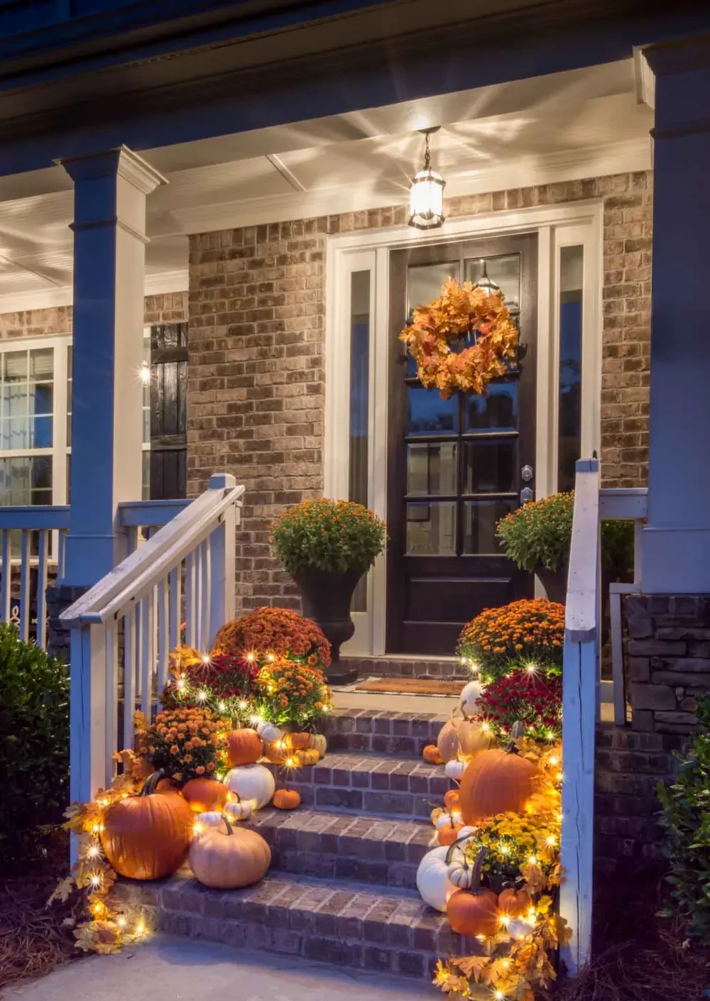 35 Simple Small Fall Porch Ideas That You NEED Before Autumn Ends