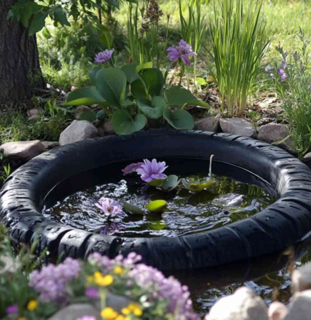 35 Brilliant DIY Tire Planter Ideas That'll Beautify Your Garden on a ...