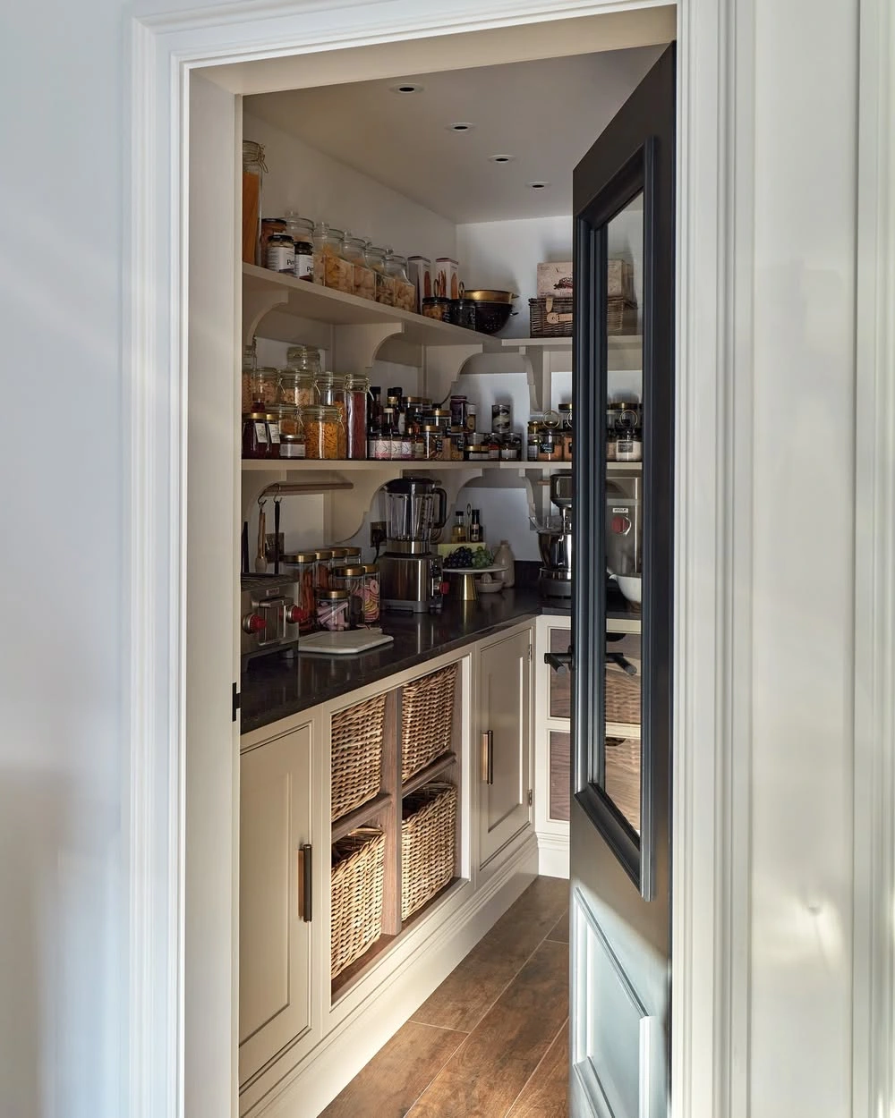 39 Space-saving Small Walk-In Pantry Ideas That Maximize Every Inch of ...