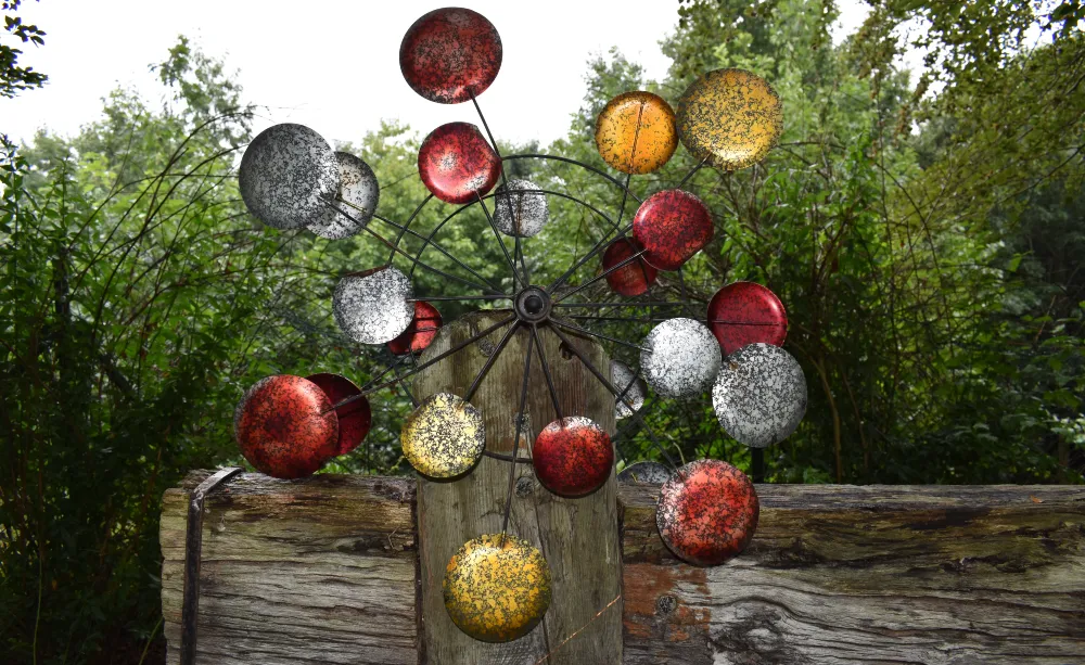 32 Magical Outdoor Decor Ideas to Make Your Garden Christmas Ready